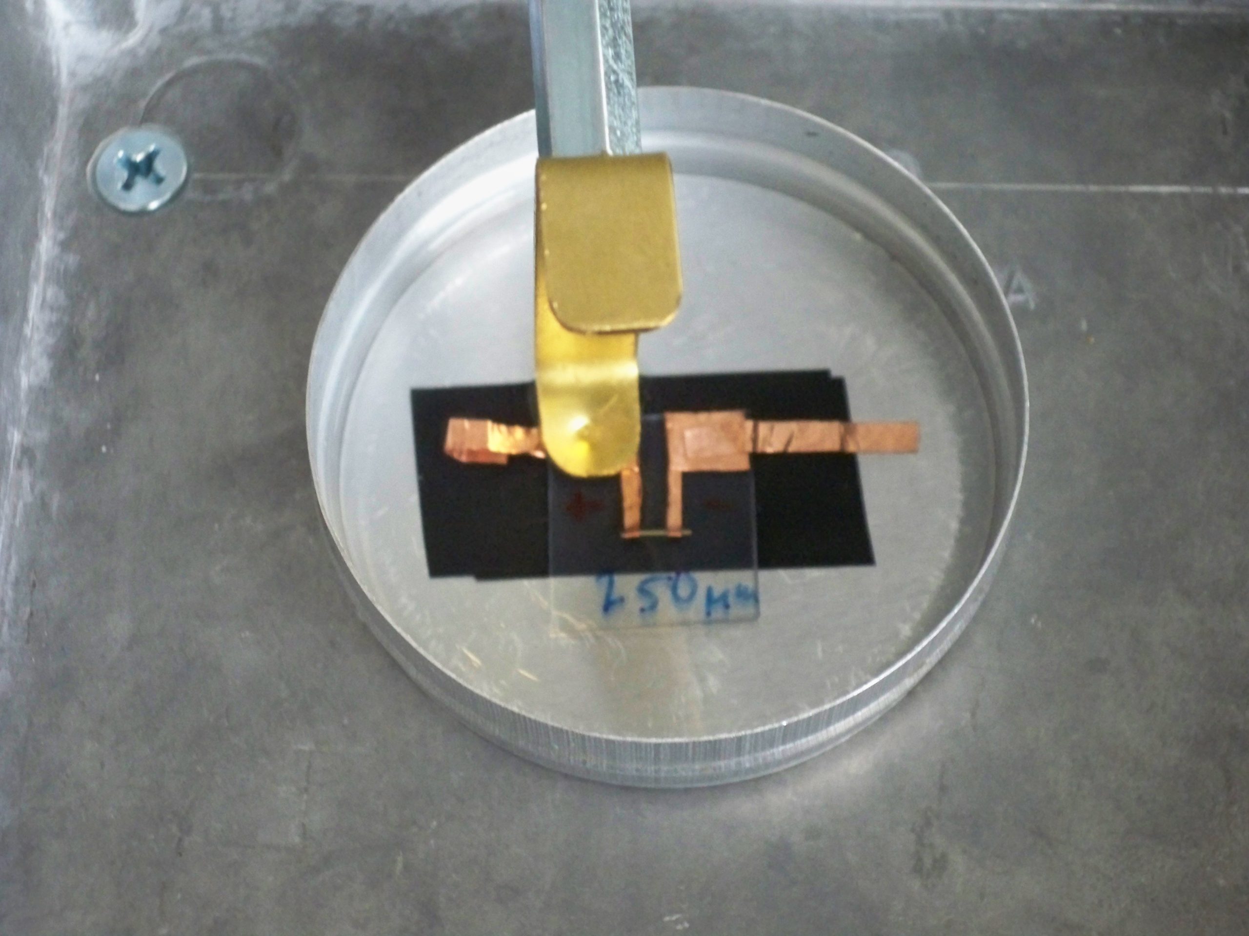 Polung Einer Einzelnen PZT Faser - Forschungszentrum Luftultraschall